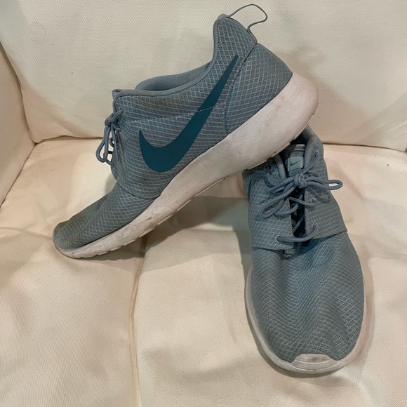 Nike | Shoes | Mens Nike Roche One Shoes | Poshmark